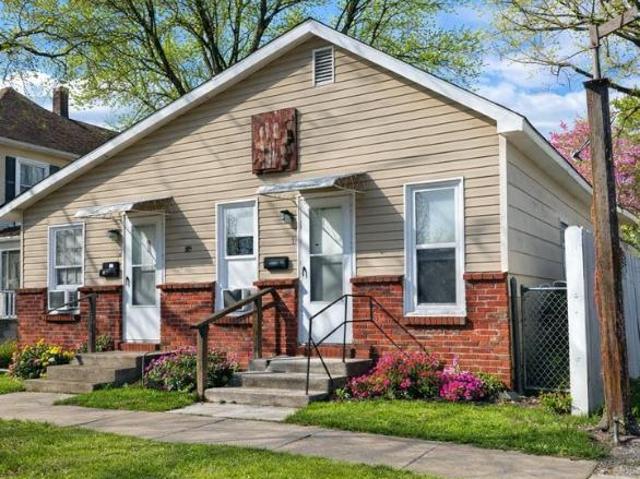 1 Br, 1 bath, Condo 305 W Maple