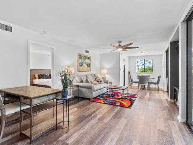 1 Br, 1 bath, Condo 3071 Willow Green