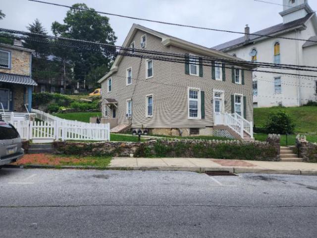 1 Br, 1 bath, Condo 309 Strasburg Ave