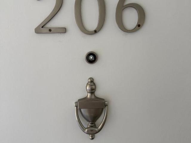 1 Br, 1 bath, Condo 310 S Sherbourne Dr