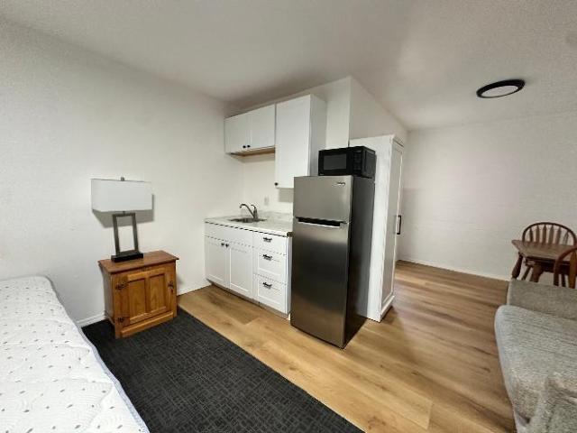 1 Br, 1 bath, Condo 310 W Hopi Dr