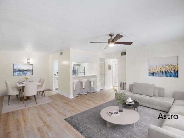1 Br, 1 bath, Condo 3111 W Horatio St