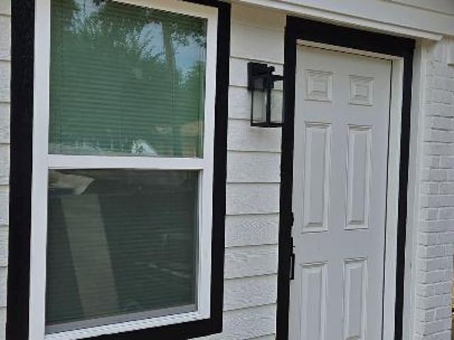 1 Br, 1 bath, Condo 3132 Helmet St