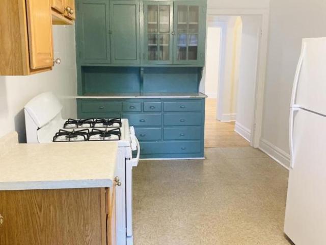 1 Br, 1 bath, Condo 3148 South Harlem Avenue