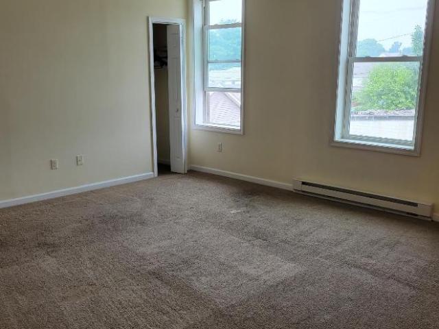1 Br, 1 bath, Condo 315 Springdale St