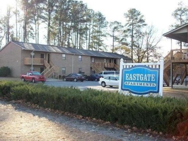 1 Br, 1 bath, Condo 3170 Mosely Dr