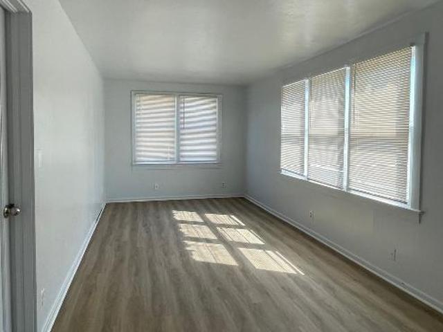 1 Br, 1 bath, Condo 317 E Franklin Ave