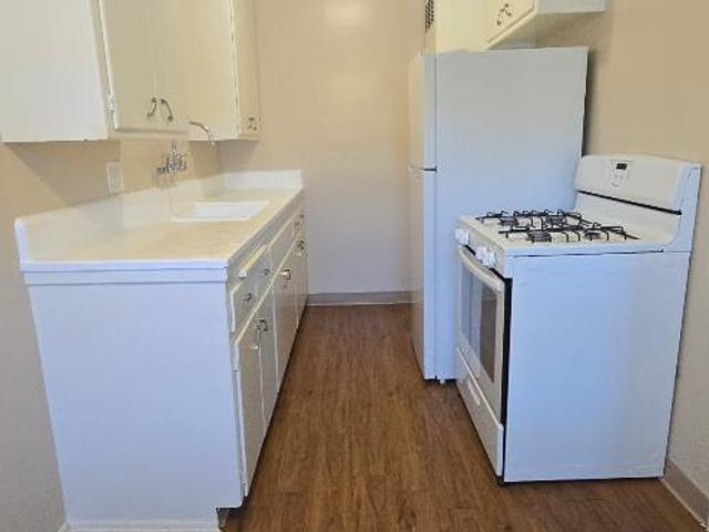 1 Br, 1 bath, Condo 31 Eloise Ave