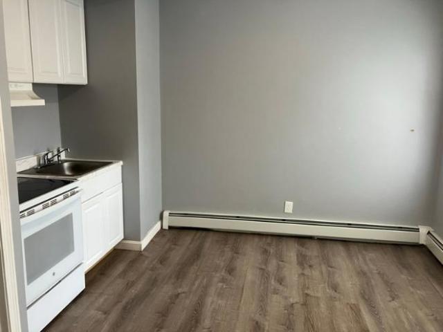 1 Br, 1 bath, Condo 31 Harvard St