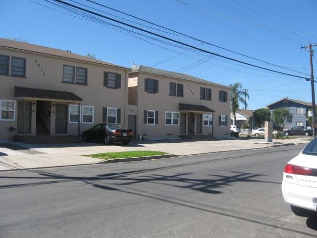1 Br, 1 bath, Condo 3211 Madison Ave