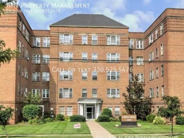 1 Br, 1 bath, Condo 3270 Warrensville Center Rd