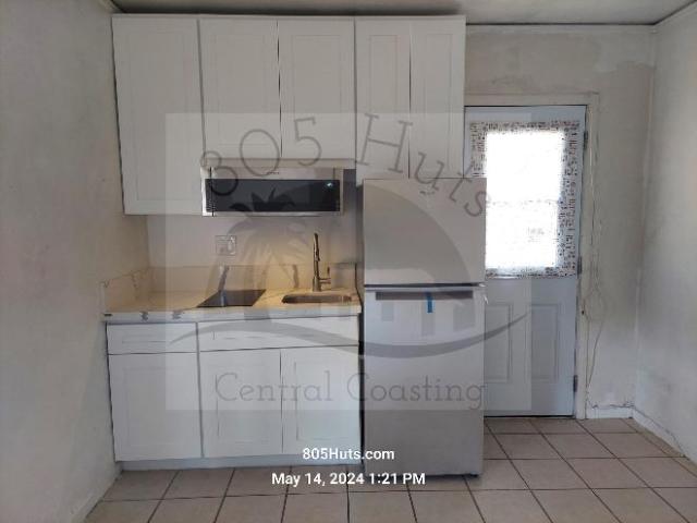 1 Br, 1 bath, Condo 327 W Tunnell