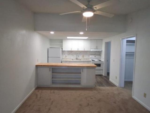 1 Br, 1 bath, Condo 33305 Ryan Dr