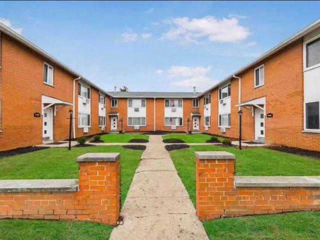 1 Br, 1 bath, Condo 3333 W Broad Street