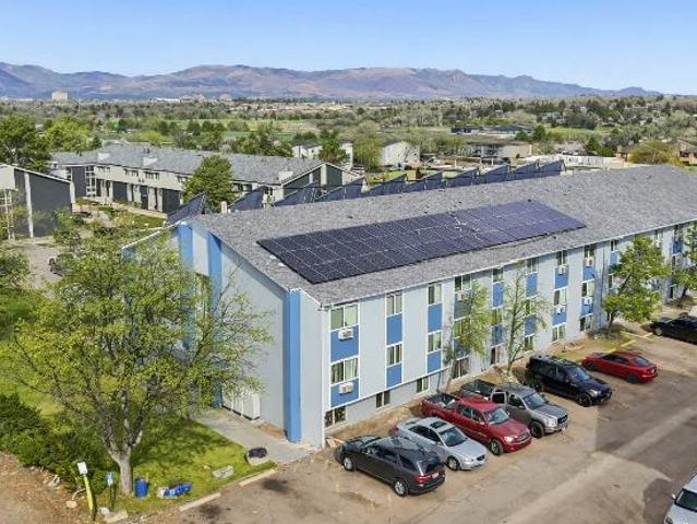 1 Br, 1 bath, Condo 3341 E Fountain Blvd