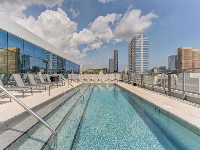 1 Br, 1 bath, Condo 336 South Halsted Street