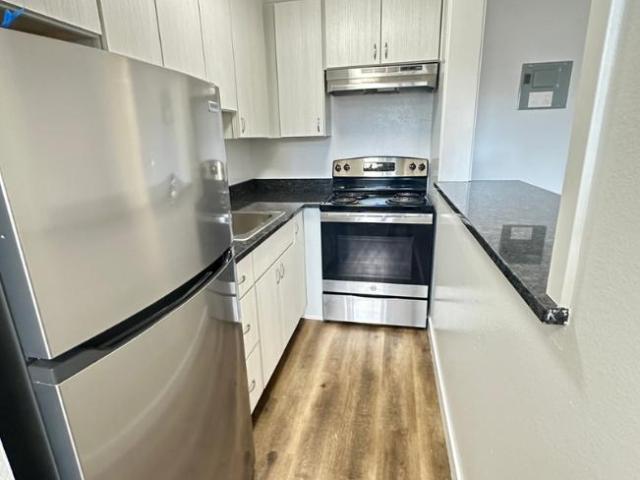 1 Br, 1 bath, Condo 3377 S Clarkson St