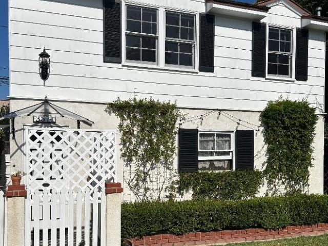 1 Br, 1 bath, Condo 337 1/2 Park Ave