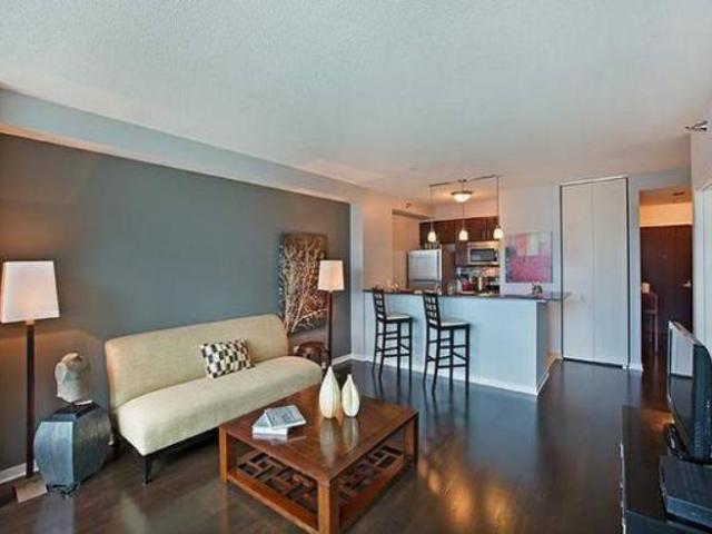 1 Br, 1 bath, Condo 338 E Grand Ave