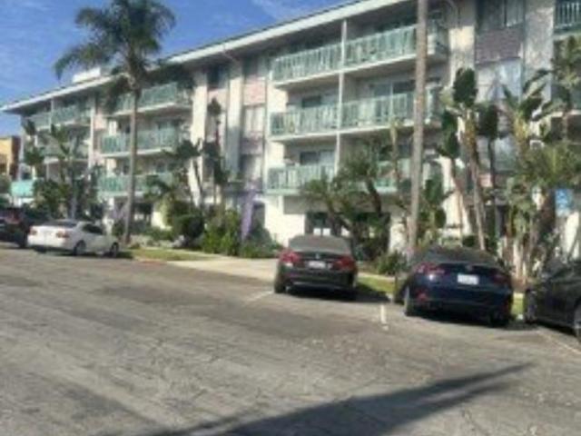1 Br, 1 bath, Condo 3415 Linden Ave