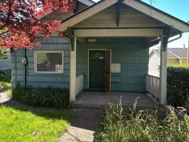 1 Br, 1 bath, Condo 3433 14th Ave W