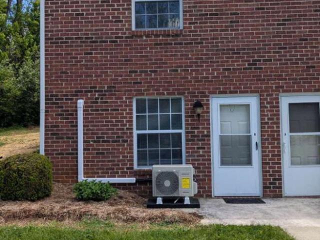 1 Br, 1 bath, Condo 343 Rockingham Drive