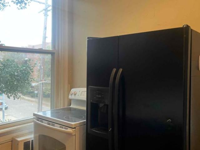 1 Br, 1 bath, Condo 3450 Clifton Ave