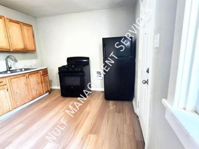 1 Br, 1 bath, Condo 347 E 13th Avenue