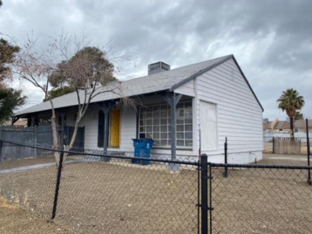 1 Br, 1 bath, Condo 3514 Center Dr
