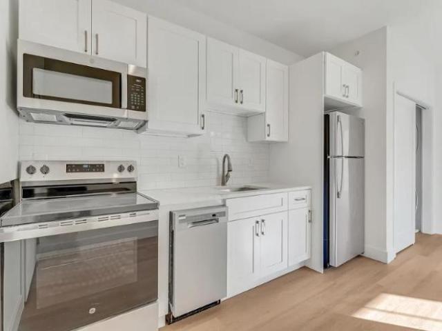 1 Br, 1 bath, Condo 3517 N 16th St