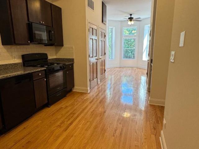 1 Br, 1 bath, Condo 3512 N Halsted