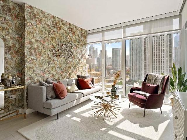 1 Br, 1 bath, Condo 351 N Halsted