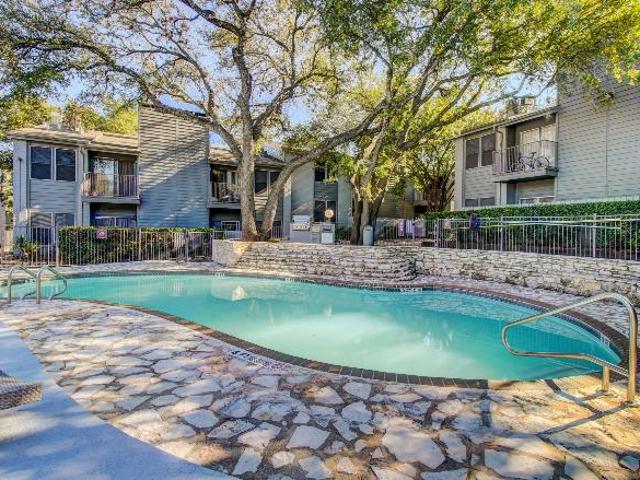 1 Br, 1 bath, Condo 3524 Greystone Dr