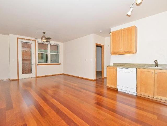 1 Br, 1 bath, Condo 3535 S Corbett Ave