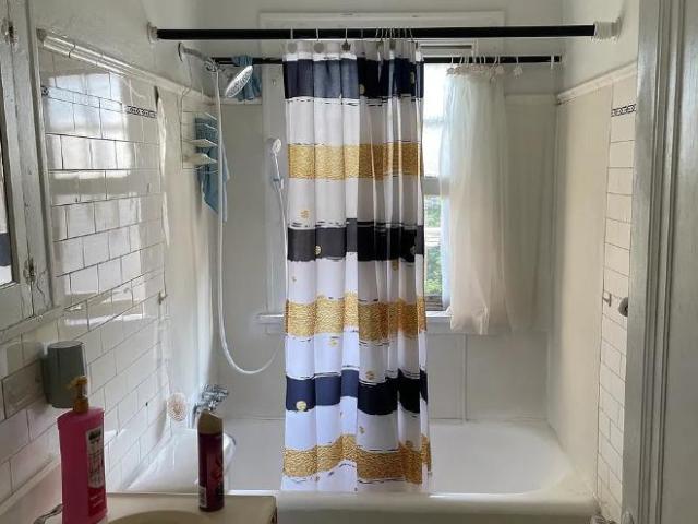 1 Br, 1 bath, Condo 3558 Strathavon Road