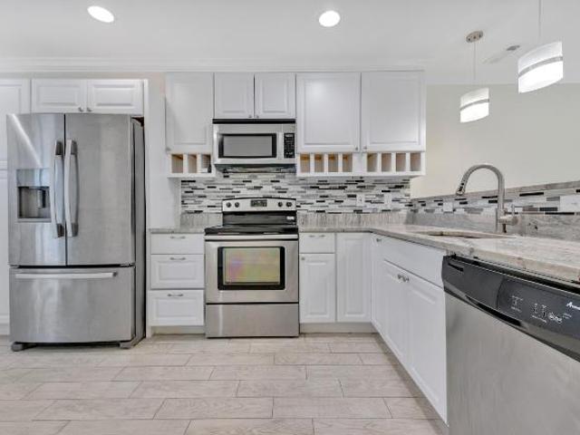 1 Br, 1 bath, Condo 3566 11th St Nw