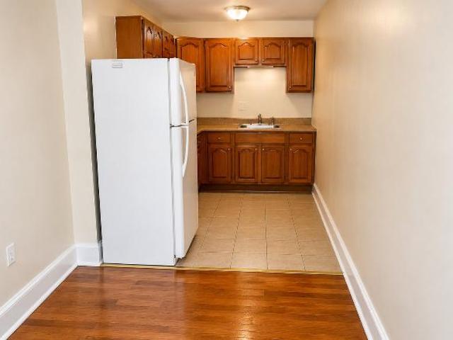 1 Br, 1 bath, Condo 360 E Tulpehocken St
