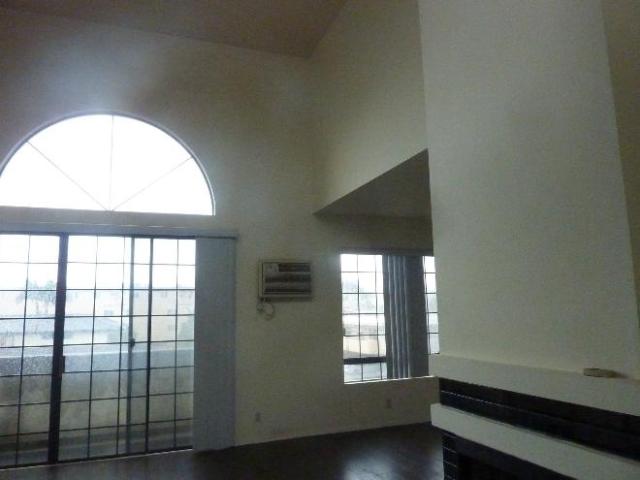1 Br, 1 bath, Condo 3648 Motor Avenue