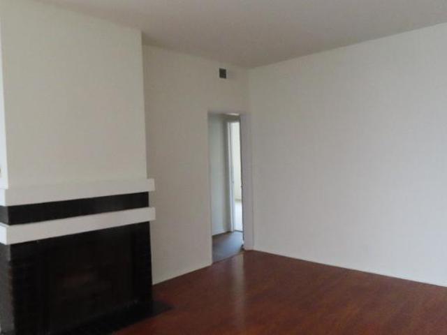1 Br, 1 bath, Condo 3648 Motor Avenue