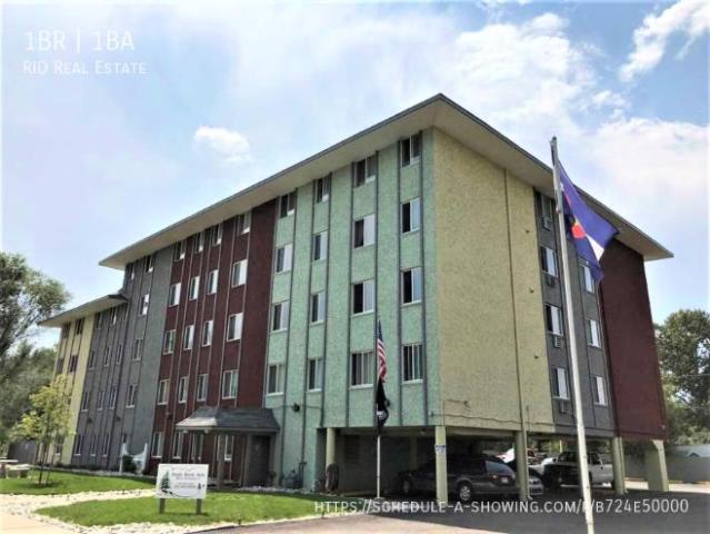1 Br, 1 bath, Condo 3655 S Pennsylvania Street