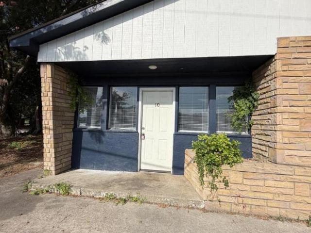 1 Br, 1 bath, Condo 3690 U S 17