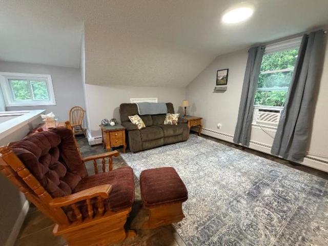 1 Br, 1 bath, Condo 36 Edgemont Ave
