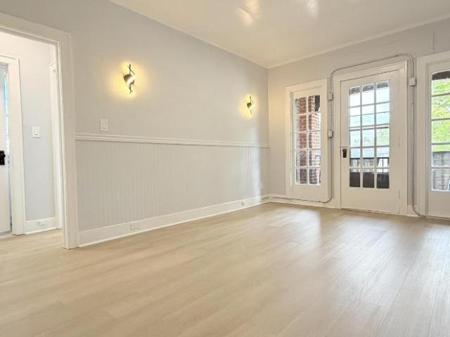 1 Br, 1 bath, Condo 36 Hanna St W
