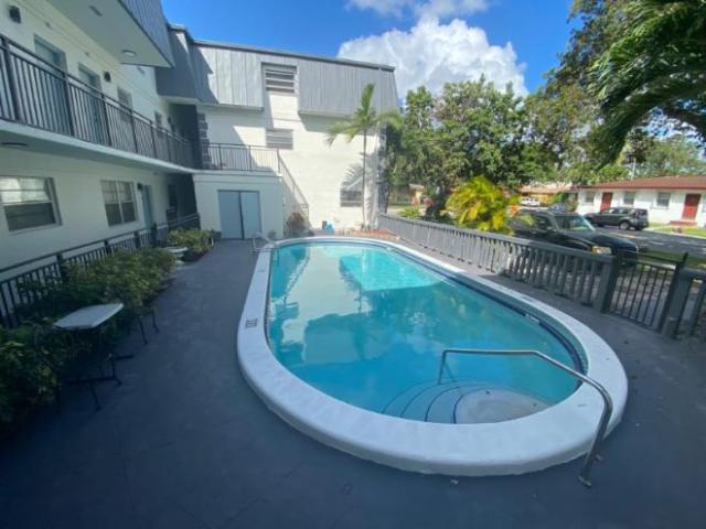 1 Br, 1 bath, Condo 3700 Nw 58th Ave