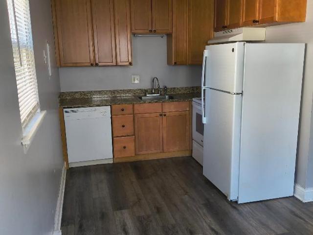 1 Br, 1 bath, Condo 371 W Old Indian Trail Rd