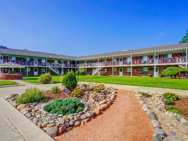 1 Br, 1 bath, Condo 375 S Depew St