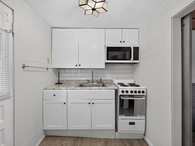 1 Br, 1 bath, Condo 38257 Prospect St