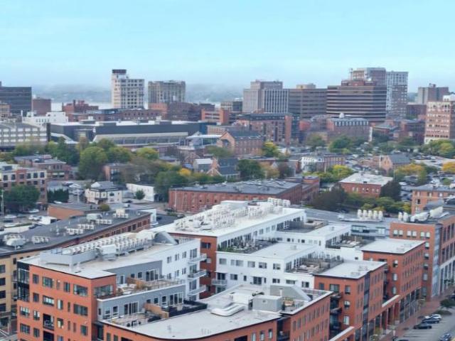 1 Br, 1 bath, Condo 383 Commercial St