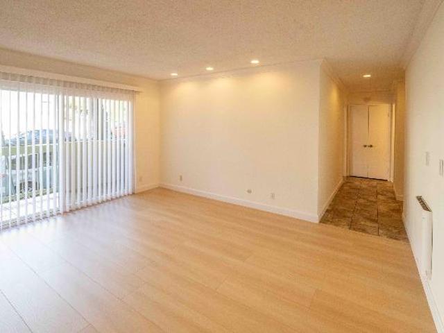 1 Br, 1 bath, Condo 3845 Harrison Street