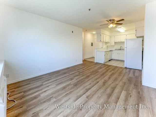 1 Br, 1 bath, Condo 3848 Overland Ave
